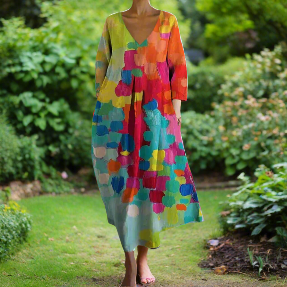 Ellen™ | Graceful V-Line Dress – Lynn & Co